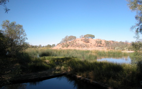 You've got to stop in Mungerannie! - Birdsville Track Audio Tour